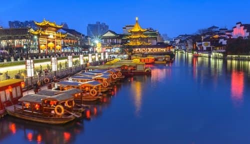 Nanjing, China: Come for the History, Stay for the Food - SIGNATURE BRIDE