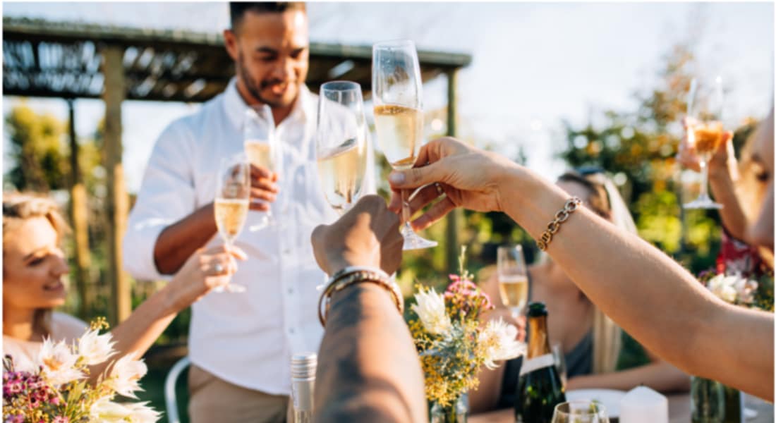 What to Know About Wedding Weekends - SIGNATURE BRIDE